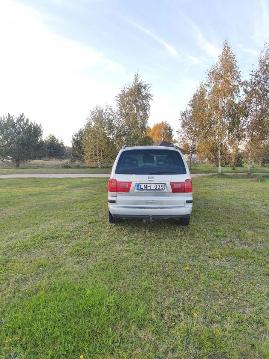 Сеат Альхамбра 2003 в Утена, объемом двигателя 1.90 л и пробегом 340 тыс. км за 950 €, фото 1 на AUTOMOTO.COM.LV
