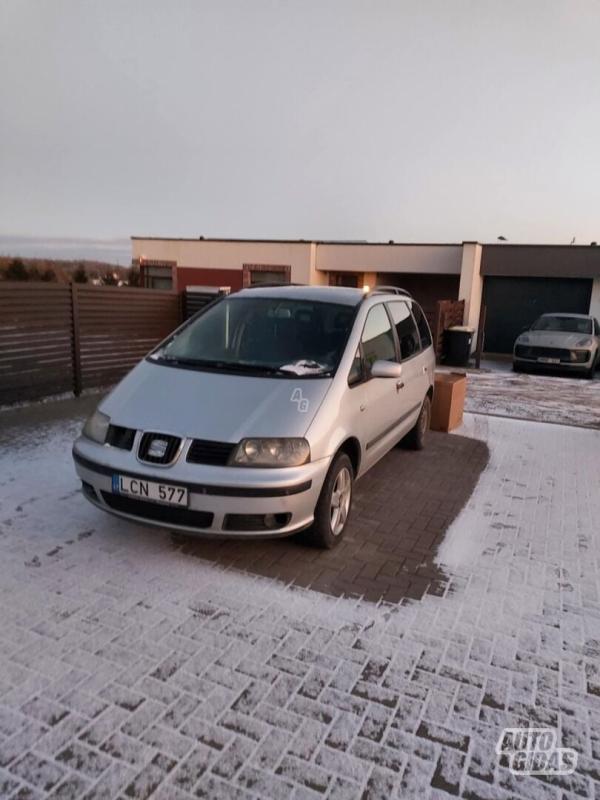 SEAT Alhambra 2004 in Vilnius, with an engine capacity of 1.90 L and mileage of 370 thousand km for 850 €, photo 1 on AUTOMOTO.COM.LV