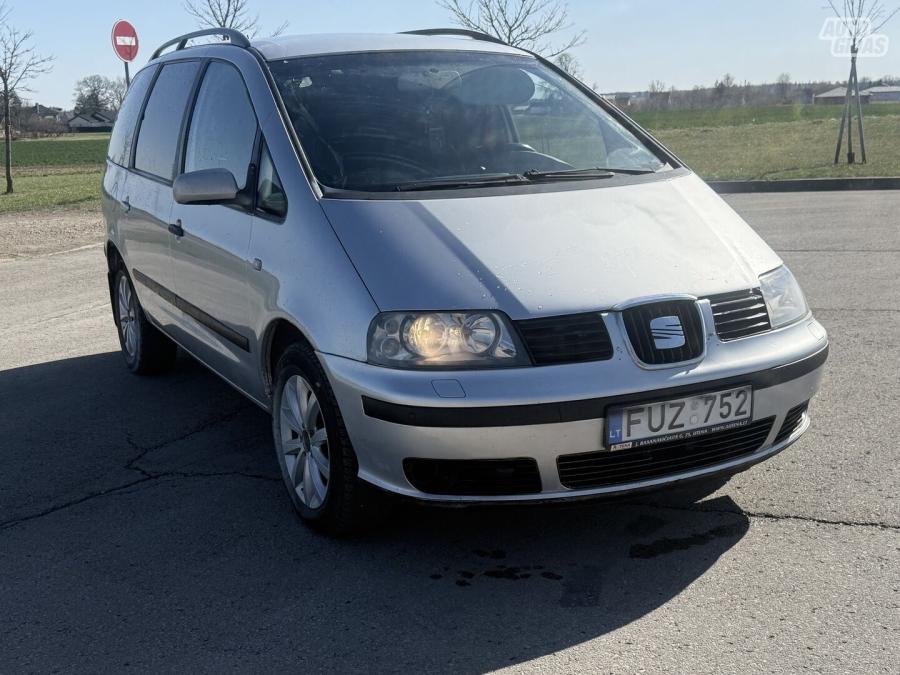 SEAT Alhambra 2004 in Siauliai, with an engine capacity of 1.90 L and mileage of 404 thousand km for 2000 €, photo 4 on AUTOMOTO.COM.LV