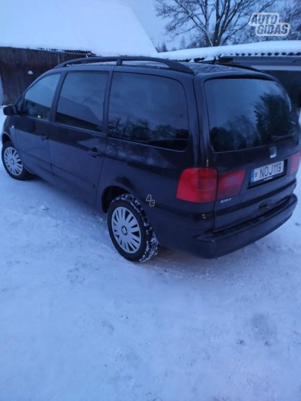 SEAT Alhambra 2005 in Utena, with an engine capacity of 1.90 L and mileage of 315 thousand km for 1250 €, photo 4 on AUTOMOTO.COM.LV