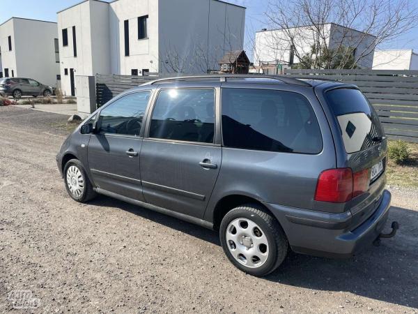 SEAT Alhambra 2006 in Vilnius, with an engine capacity of 2.00 L and mileage of 395 thousand km for 1400 €, photo 9 on AUTOMOTO.COM.LV