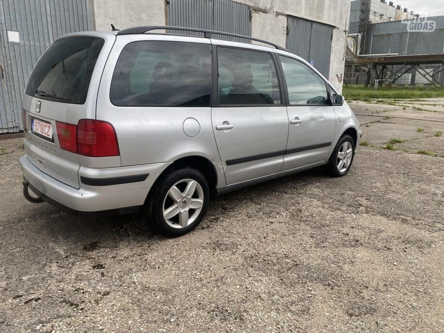 SEAT Alhambra 2006 in Kaunas, with an engine capacity of 1.90 L and mileage of 222 thousand km for 2200 €, photo 5 on AUTOMOTO.COM.LV