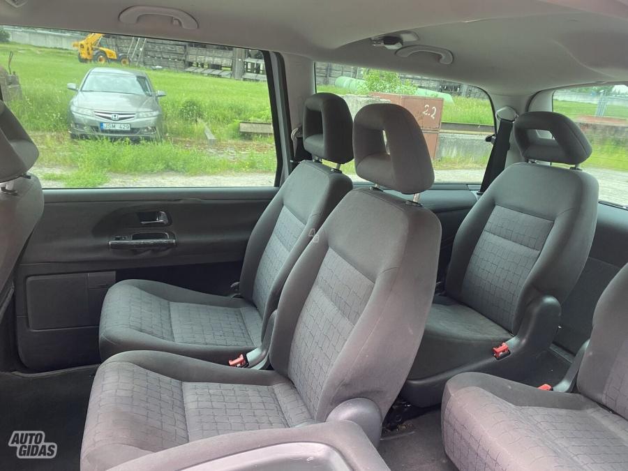 SEAT Alhambra 2006 in Kaunas, with an engine capacity of 1.90 L and mileage of 222 thousand km for 2200 €, photo 8 on AUTOMOTO.COM.LV