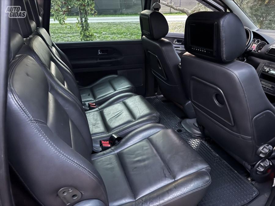 SEAT Alhambra 2006 in Siauliai, with an engine capacity of 2.00 L and mileage of 300 thousand km for 1150 €, photo 11 on AUTOMOTO.COM.LV