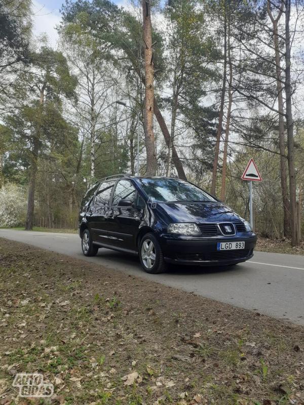 SEAT Alhambra 2007 in Kaunas, with an engine capacity of 2.00 L and mileage of 217 thousand km for 1990 €, photo 1 on AUTOMOTO.COM.LV
