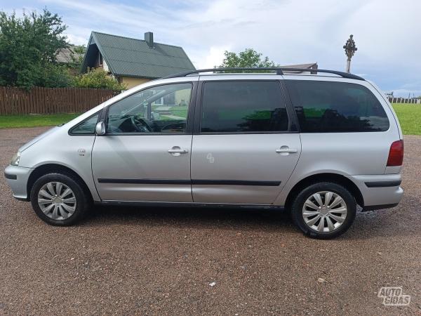 SEAT Alhambra 2007 in Marijampole, with an engine capacity of 2.00 L and mileage of 332 thousand km for 1999 €, photo 3 on AUTOMOTO.COM.LV