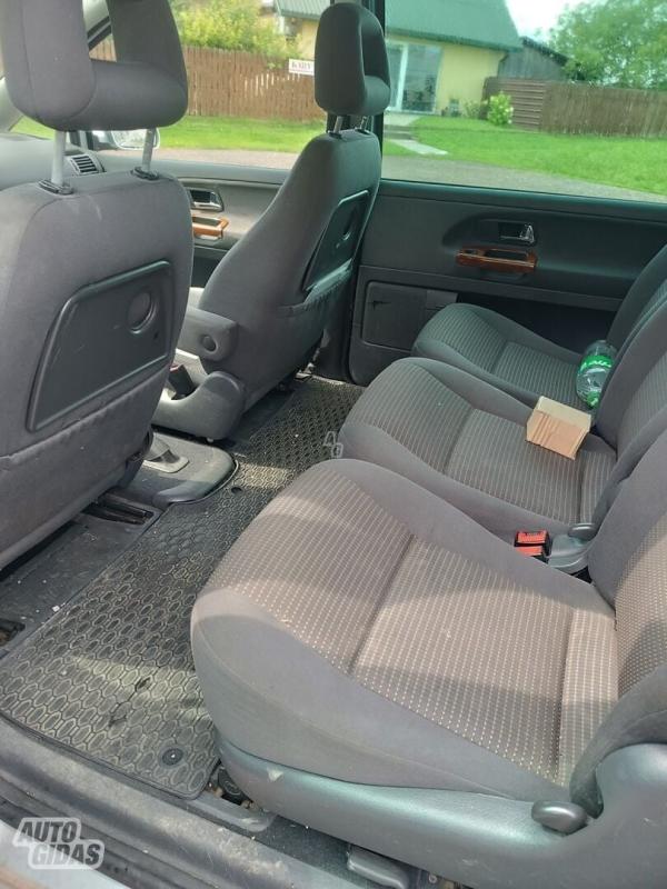 SEAT Alhambra 2007 in Marijampole, with an engine capacity of 2.00 L and mileage of 332 thousand km for 1999 €, photo 7 on AUTOMOTO.COM.LV