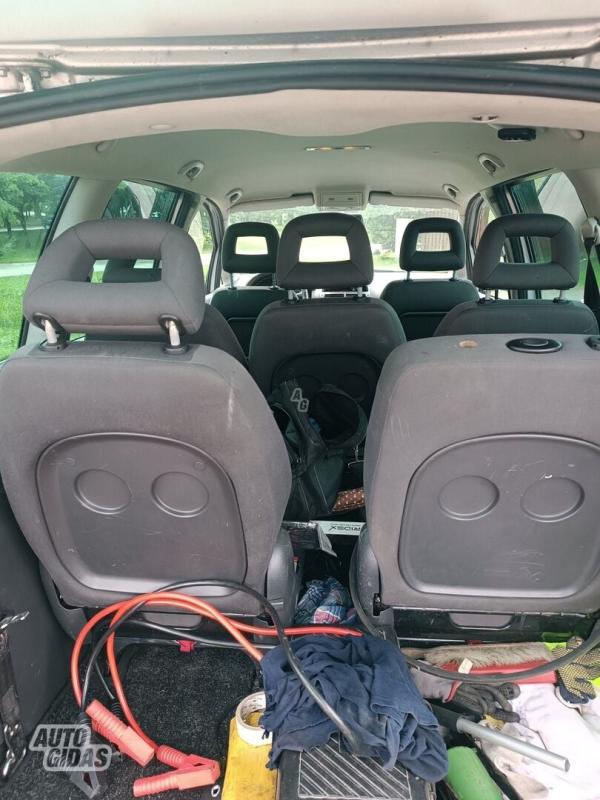 SEAT Alhambra 2007 in Marijampole, with an engine capacity of 2.00 L and mileage of 332 thousand km for 1999 €, photo 8 on AUTOMOTO.COM.LV