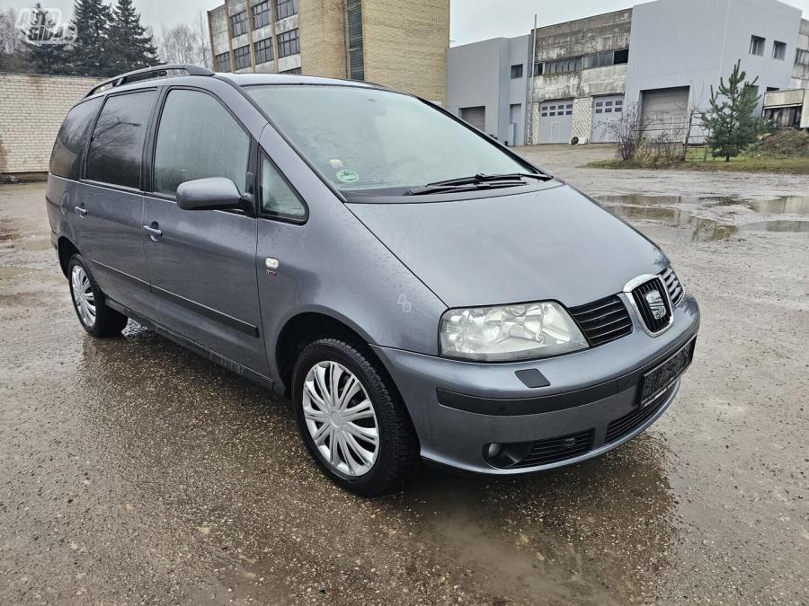 SEAT Alhambra 2008 in Vilnius, with an engine capacity of 2.00 L and mileage of 275 thousand km for 3450 €, photo 3 on AUTOMOTO.COM.LV