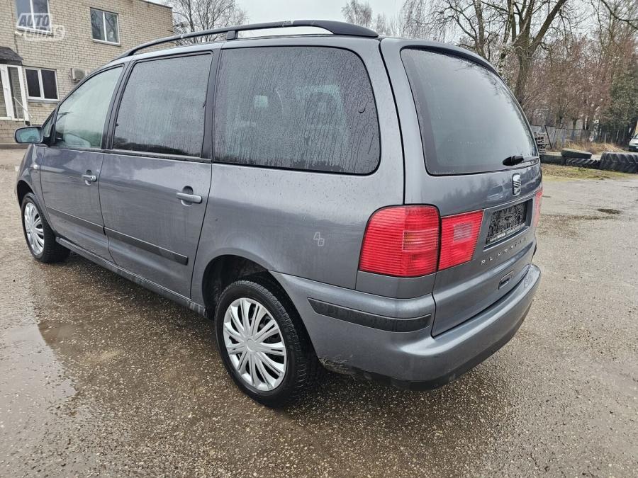SEAT Alhambra 2008 in Vilnius, with an engine capacity of 2.00 L and mileage of 275 thousand km for 3450 €, photo 8 on AUTOMOTO.COM.LV