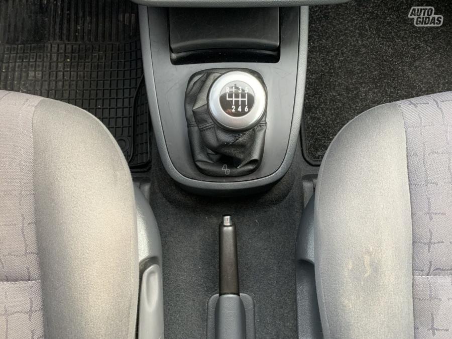 SEAT Alhambra 2008 Kauņa, ar dzinēja tilpumu 1.90 L un nobraukumu 213 tūkst. km par 3499 €, foto 25 vietnē AUTOMOTO.COM.LV