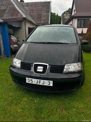 SEAT Alhambra 2009 Ariogala, ar dzinēja tilpumu 2.00 L un nobraukumu 275 tūkst. km par 2650 €, foto  vietnē AUTOMOTO.COM.LV