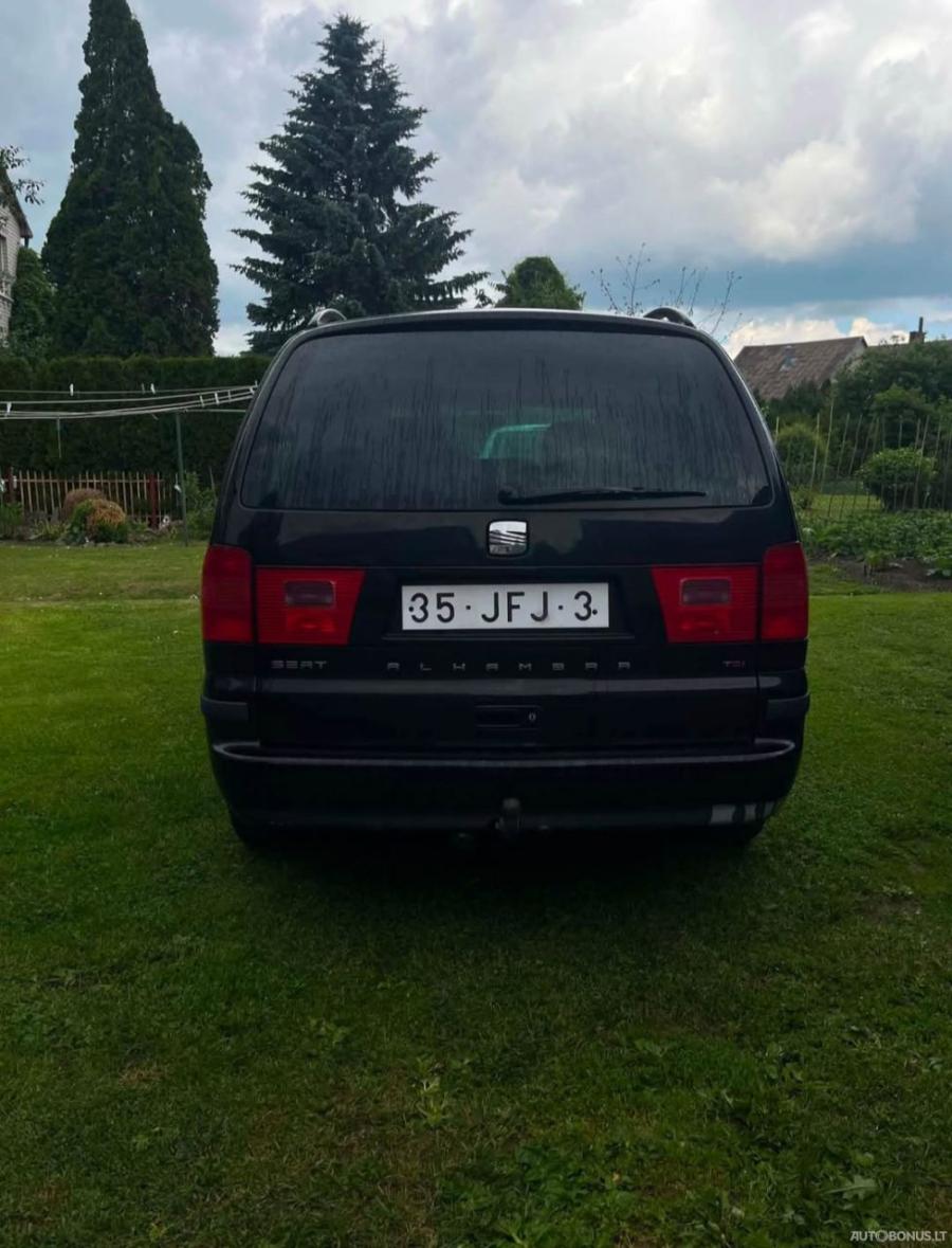 SEAT Alhambra 2009 in Ariogala, with an engine capacity of 2.00 L and mileage of 275 thousand km for 2650 €, photo 5 on AUTOMOTO.COM.LV