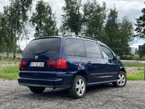 SEAT Alhambra 2010 in Kaunas, with an engine capacity of 2.00 L and mileage of 337 thousand km for 2850 €, photo 4 on AUTOMOTO.COM.LV