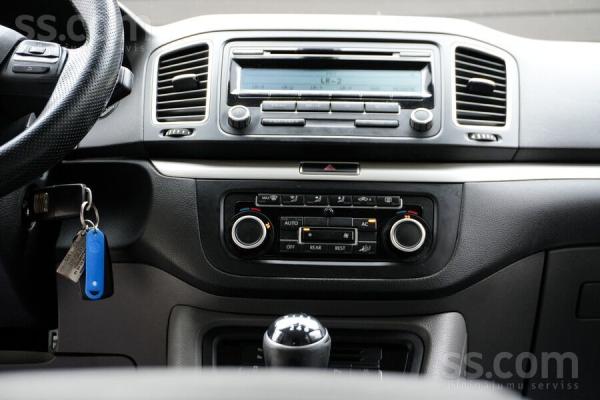 SEAT Alhambra 2013 Rīga, ar dzinēja tilpumu 2.00 L un nobraukumu 268 tūkst. km par 8190 €, foto 6 vietnē AUTOMOTO.COM.LV
