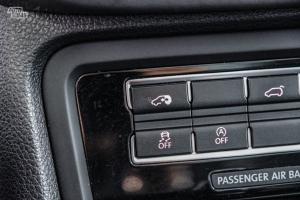 SEAT Alhambra 2014 in Kaunas, with an engine capacity of 2.00 L and mileage of 292 thousand km for 9590 €, photo 26 on AUTOMOTO.COM.LV