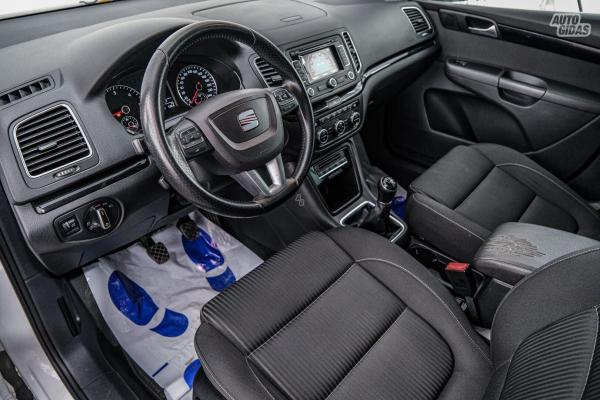 SEAT Alhambra 2014 in Kaunas, with an engine capacity of 2.00 L and mileage of 278 thousand km for 8990 €, photo 5 on AUTOMOTO.COM.LV