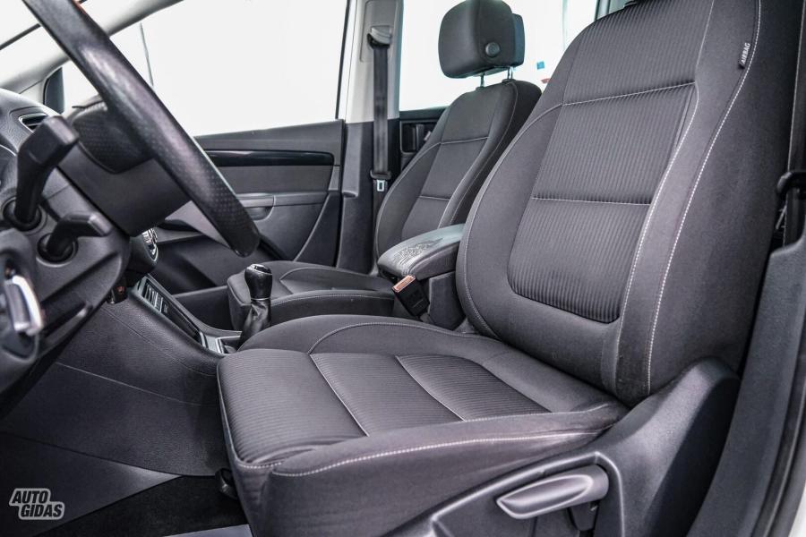 SEAT Alhambra 2014 in Kaunas, with an engine capacity of 2.00 L and mileage of 278 thousand km for 8990 €, photo 7 on AUTOMOTO.COM.LV