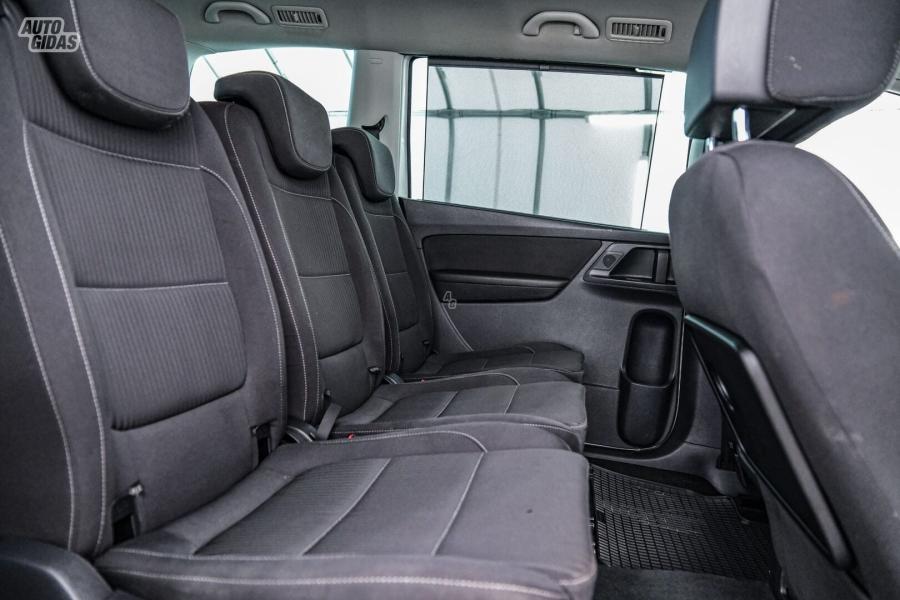 SEAT Alhambra 2014 in Kaunas, with an engine capacity of 2.00 L and mileage of 278 thousand km for 8990 €, photo 11 on AUTOMOTO.COM.LV