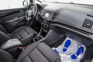 SEAT Alhambra 2014 in Kaunas, with an engine capacity of 2.00 L and mileage of 278 thousand km for 8990 €, photo 12 on AUTOMOTO.COM.LV
