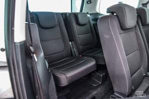 SEAT Alhambra 2014 in Kaunas, with an engine capacity of 2.00 L and mileage of 278 thousand km for 8990 €, photo 14 on AUTOMOTO.COM.LV