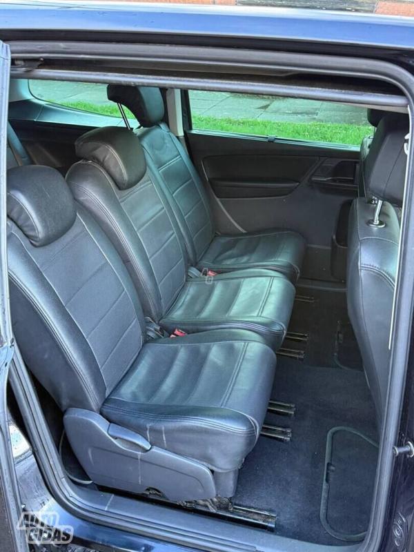 SEAT Alhambra 2017 in Jonava, with an engine capacity of 2.00 L and mileage of 400 thousand km for 5000 €, photo 7 on AUTOMOTO.COM.LV