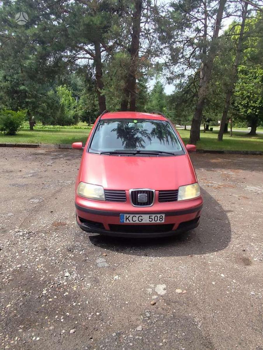 Красный Сеат Альхамбра 2002 в Расейняй, объемом двигателя 1.90 л и пробегом 295 тыс. км за 1550 €, фото 5 на AUTOMOTO.COM.LV