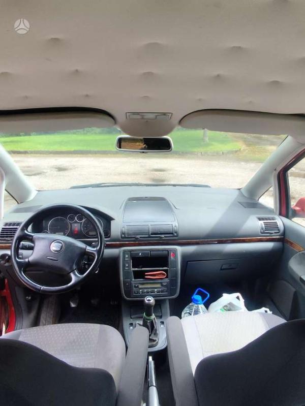 Sarkans SEAT Alhambra 2002 Raseiniai, ar dzinēja tilpumu 1.90 L un nobraukumu 295 tūkst. km par 1550 €, foto 8 vietnē AUTOMOTO.COM.LV