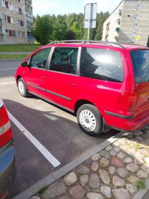 Sarkans SEAT Alhambra 2010 Daugavpils, ar dzinēja tilpumu 1.90 L un nobraukumu 291 tūkst. km par 5450 €, foto 5 vietnē AUTOMOTO.COM.LV