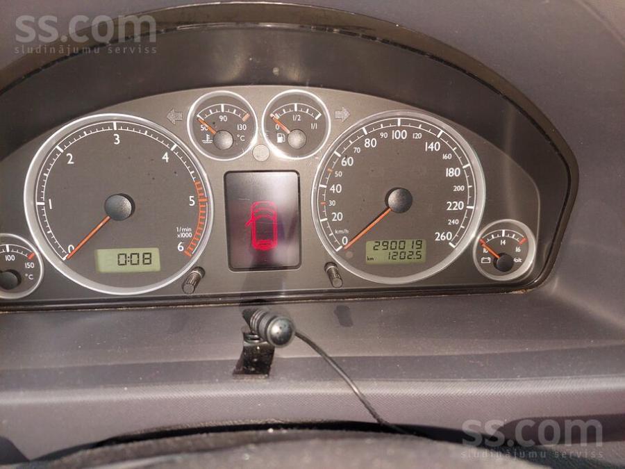 Sarkans SEAT Alhambra 2010 Daugavpils, ar dzinēja tilpumu 1.90 L un nobraukumu 291 tūkst. km par 5450 €, foto 7 vietnē AUTOMOTO.COM.LV