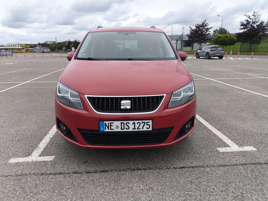Sarkans SEAT Alhambra 2012 Viļņa, ar dzinēja tilpumu 1.39 L un nobraukumu 193 tūkst. km par 6150 €, foto 3 vietnē AUTOMOTO.COM.LV