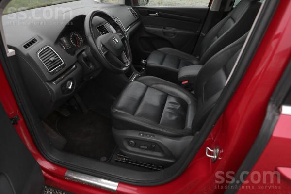 Sarkans SEAT Alhambra 2018 Rīga, ar dzinēja tilpumu 2.00 L un nobraukumu 0 tūkst. km par 19990 €, foto 7 vietnē AUTOMOTO.COM.LV