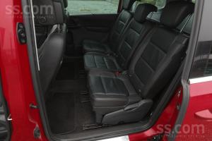 Sarkans SEAT Alhambra 2018 Rīga, ar dzinēja tilpumu 2.00 L un nobraukumu 0 tūkst. km par 19990 €, foto 10 vietnē AUTOMOTO.COM.LV