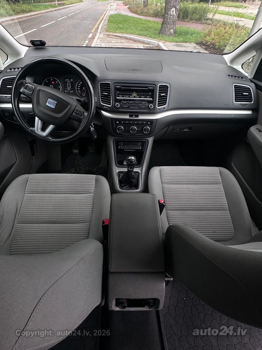 Sarkans SEAT Alhambra 2014 Tallina, ar dzinēja tilpumu 2.00 L un nobraukumu 365 tūkst. km par 4699 €, foto 7 vietnē AUTOMOTO.COM.LV