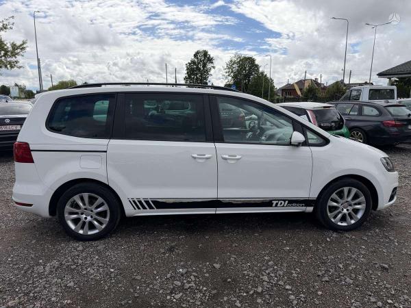White SEAT Alhambra 2011 in Kelme, with an engine capacity of 1.97 L and mileage of 438 thousand km for 4650 €, photo 6 on AUTOMOTO.COM.LV