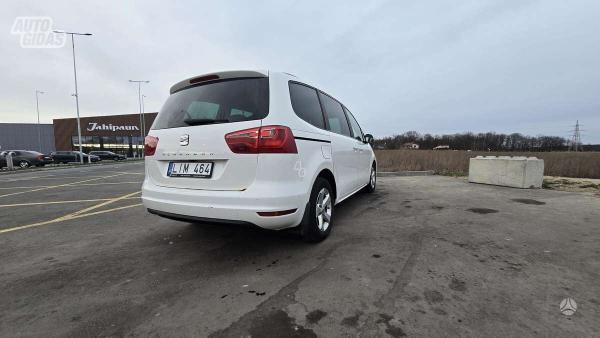 White SEAT Alhambra 2012 in Kaunas, with an engine capacity of 2.00 L and mileage of 270 thousand km for 5499 €, photo 3 on AUTOMOTO.COM.LV
