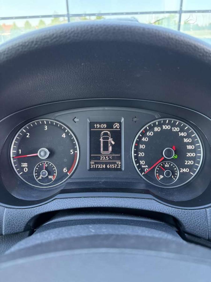 Balts SEAT Alhambra 2012 Panevēža, ar dzinēja tilpumu 1.97 L un nobraukumu 317 tūkst. km par 7050 €, foto 14 vietnē AUTOMOTO.COM.LV