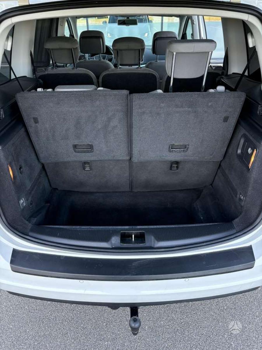 Balts SEAT Alhambra 2012 Panevēža, ar dzinēja tilpumu 1.97 L un nobraukumu 317 tūkst. km par 7050 €, foto 19 vietnē AUTOMOTO.COM.LV
