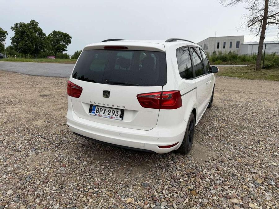 White SEAT Alhambra 2012 in Vilnius, with an engine capacity of 1.97 L and mileage of 378 thousand km for 6800 €, photo 5 on AUTOMOTO.COM.LV