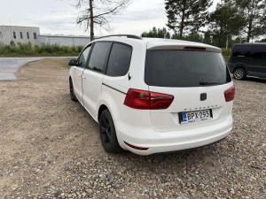 White SEAT Alhambra 2012 in Vilnius, with an engine capacity of 1.97 L and mileage of 378 thousand km for 6800 €, photo 6 on AUTOMOTO.COM.LV