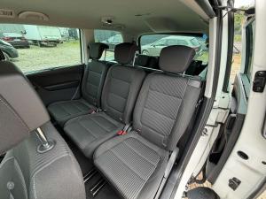 White SEAT Alhambra 2012 in Vilnius, with an engine capacity of 1.97 L and mileage of 378 thousand km for 6800 €, photo 13 on AUTOMOTO.COM.LV