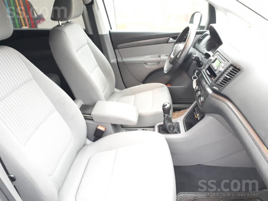 Balts SEAT Alhambra 2013 Daugavpils, ar dzinēja tilpumu 2.00 L un nobraukumu 225 tūkst. km par 8200 €, foto 15 vietnē AUTOMOTO.COM.LV