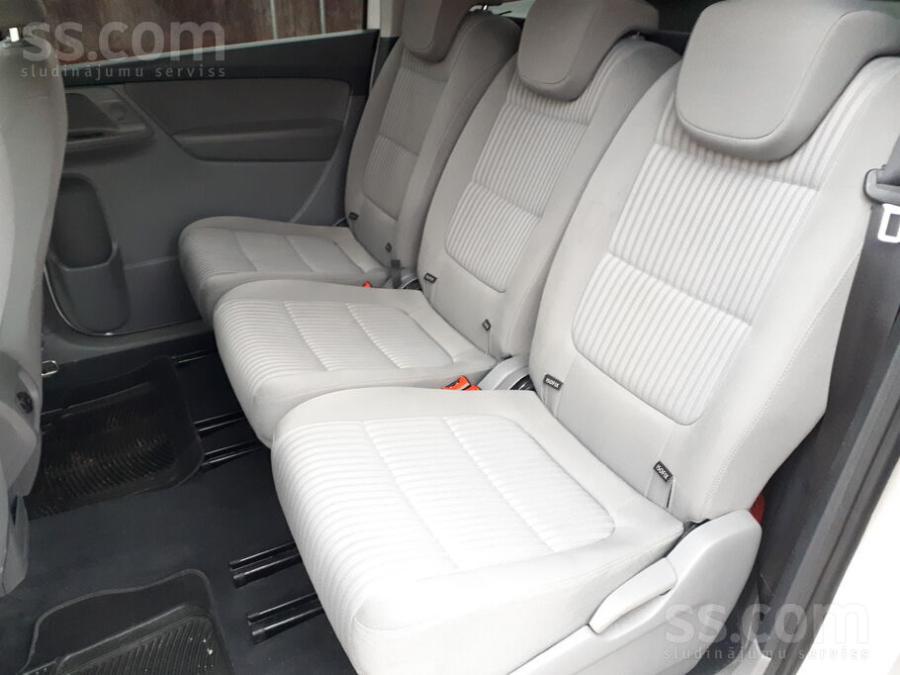 Balts SEAT Alhambra 2013 Daugavpils, ar dzinēja tilpumu 2.00 L un nobraukumu 225 tūkst. km par 8200 €, foto 17 vietnē AUTOMOTO.COM.LV