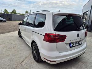 White SEAT Alhambra 2013 in Utena, with an engine capacity of 1.97 L and mileage of 330 thousand km for 7990 €, photo 5 on AUTOMOTO.COM.LV