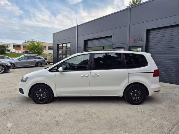White SEAT Alhambra 2013 in Utena, with an engine capacity of 1.97 L and mileage of 330 thousand km for 7990 €, photo 7 on AUTOMOTO.COM.LV