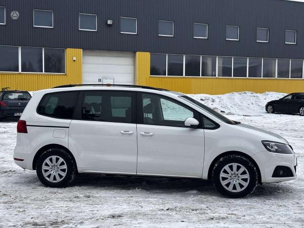 White SEAT Alhambra 2014 in Utena, with an engine capacity of 2.00 L and mileage of 247 thousand km for 6950 €, photo 4 on AUTOMOTO.COM.LV