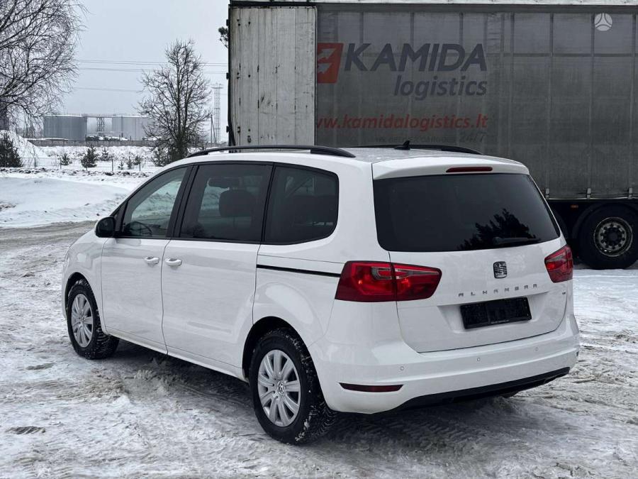 White SEAT Alhambra 2014 in Utena, with an engine capacity of 2.00 L and mileage of 247 thousand km for 6950 €, photo 7 on AUTOMOTO.COM.LV