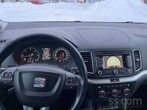Balts SEAT Alhambra 2014 Alūksne, ar dzinēja tilpumu 2.00 L un nobraukumu 390 tūkst. km par 2990 €, foto 10 vietnē AUTOMOTO.COM.LV