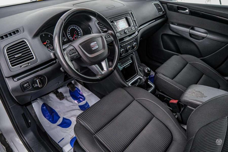 Balts SEAT Alhambra 2014 Kauņa, ar dzinēja tilpumu 2.00 L un nobraukumu 278 tūkst. km par 8990 €, foto 6 vietnē AUTOMOTO.COM.LV