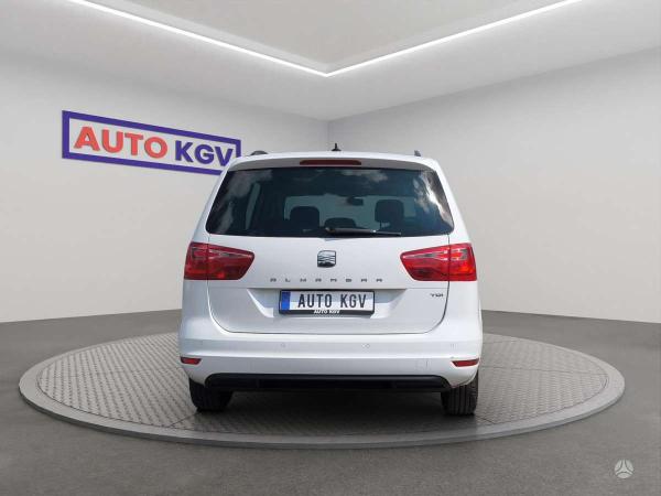 Balts SEAT Alhambra 2015 Viļņa, ar dzinēja tilpumu 2.00 L un nobraukumu 270 tūkst. km par 8999 €, foto 4 vietnē AUTOMOTO.COM.LV
